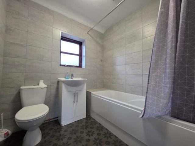 2 bedroom house for rent in Bedford Street, Wolverhampton, WV1