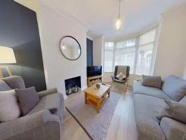 2 bedroom house for rent in Beech Grove, Hull, HU5