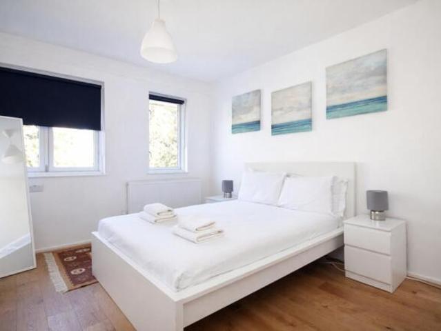 2 bedroom house for rent in Bergholt Mews, Camden Town, NW1