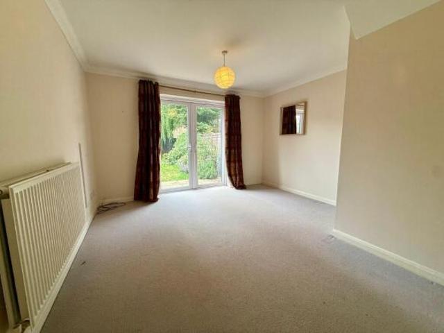 2 bedroom house for rent in Bhandari Close, Oxford, OX4