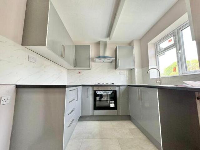 2 bedroom house for rent in Brookvale Close, RG21