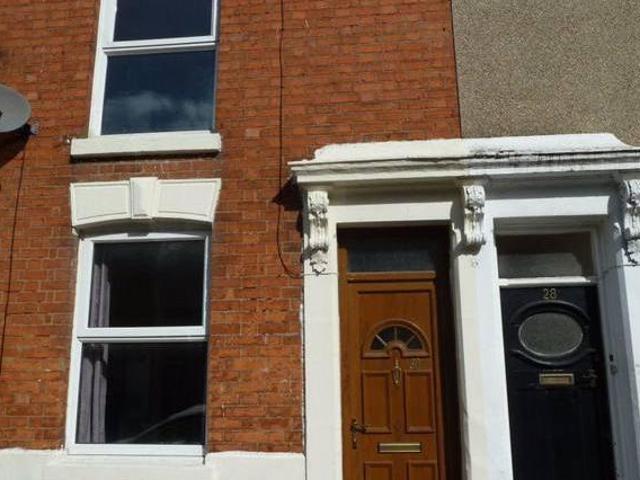 2 bedroom house for rent in Brook Street Northampton NN1