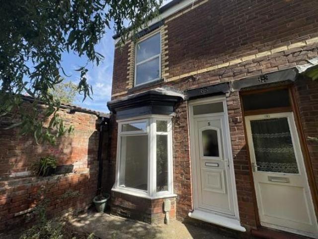 2 bedroom house for rent in Brooklyn Avenue, Perth Street, Hull, HU5