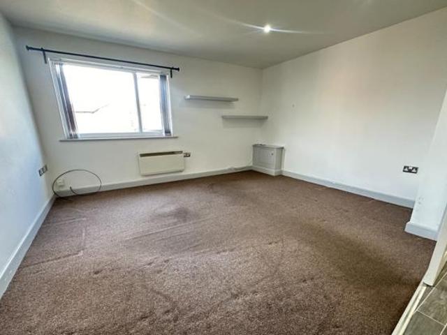 2 Bedroom House For Rent In Bury, Greater Manchester