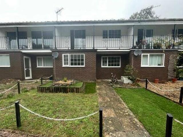 2 bedroom house for rent in Goodwick SA64