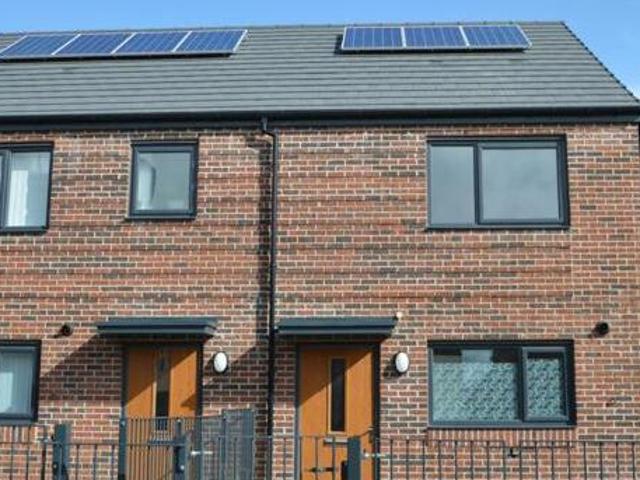 2 Bedroom House For Rent In Gorton