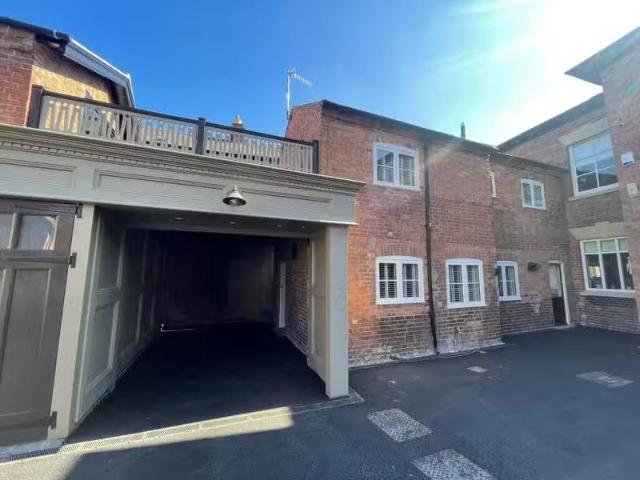 2 bedroom house for rent in Glebe Cottage, Warwick, CV34