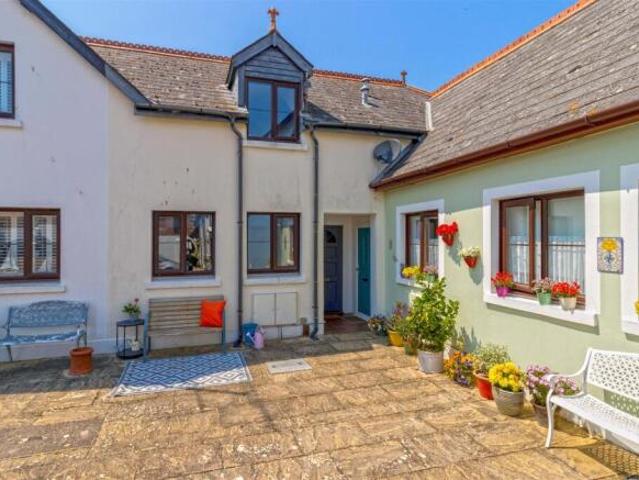 2 bedroom house for rent in Gratwicke Road, Worthing, BN11