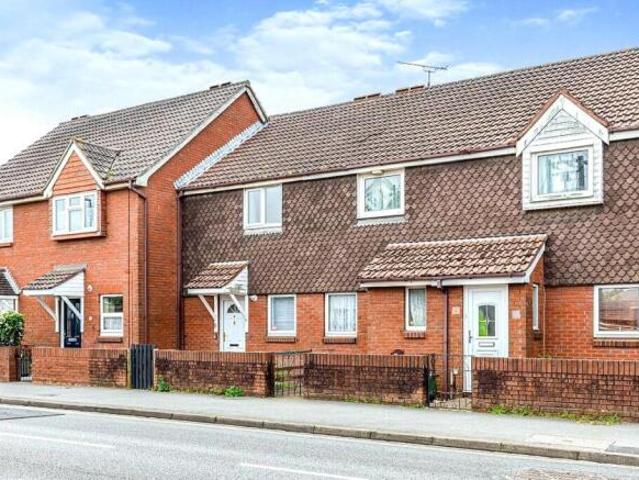 2 bedroom house for rent in Greetham Street, Southsea, Hampshire, PO5