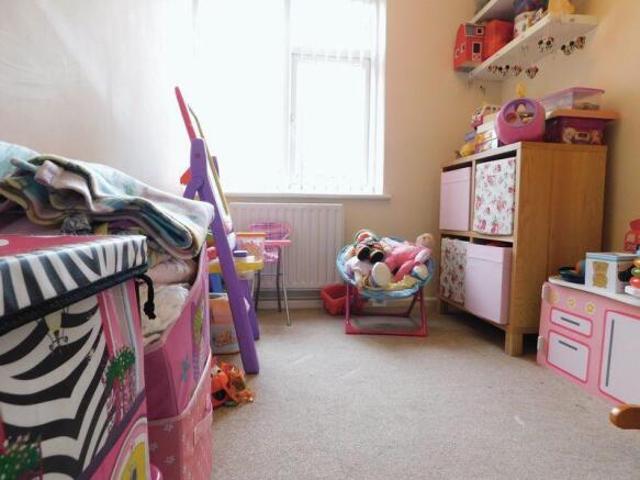 2 bedroom house for rent in Groby Road, Leicester, LE3