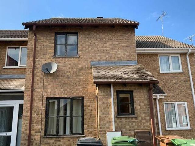 2 Bedroom House For Rent In Gunthorpe