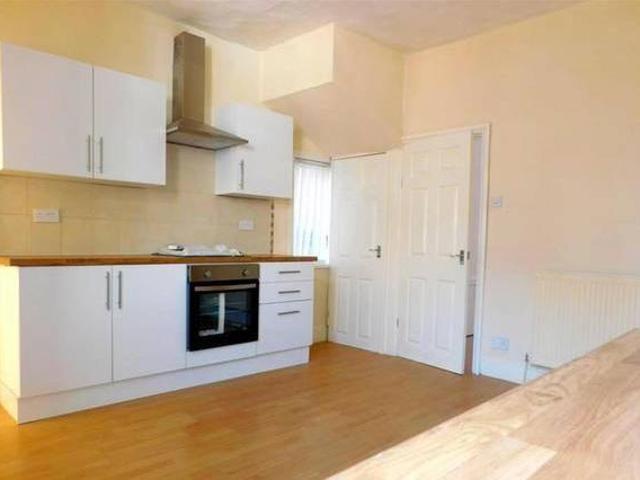 2 bedroom house for rent in Doulton Street Moston Manchester M40