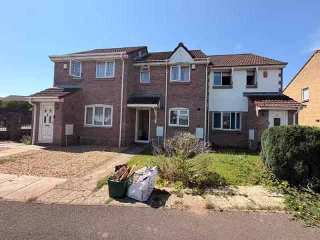 2 bedroom house for rent in Downside Close, Barrs Court, Brist.
