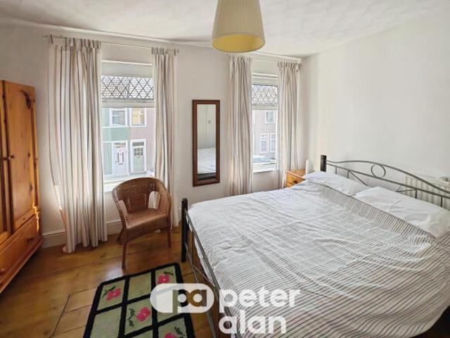 2 bedroom house for rent in Daisy Street, CF5