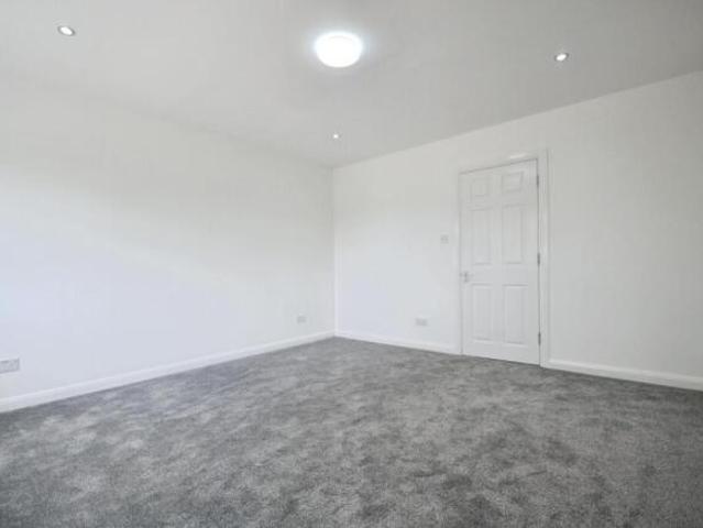 2 bedroom house for rent in Dudley Close, Tilehurst, Reading, RG31