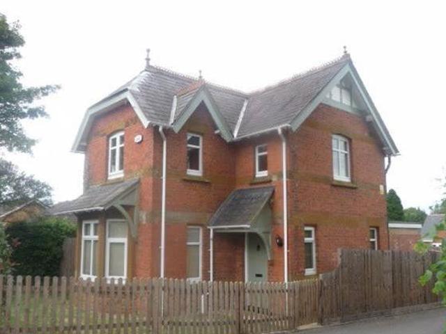 2 bedroom house for rent in Duston NN5