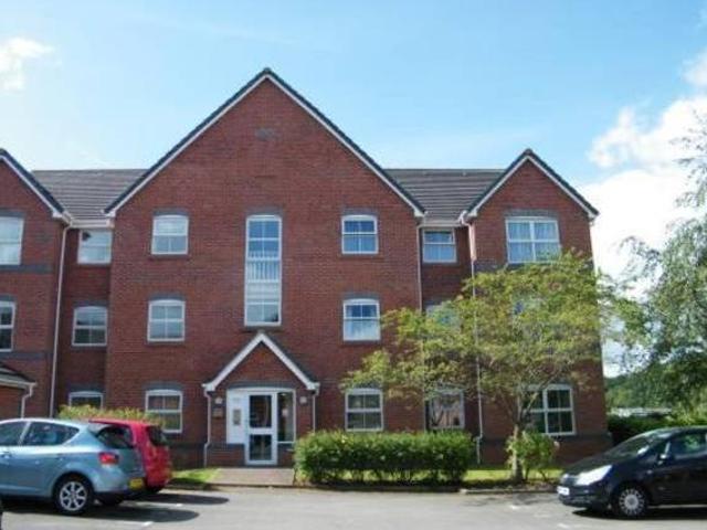 2 bedroom house for rent in Eaton Court Wrenbury drive Kingsmead CW9