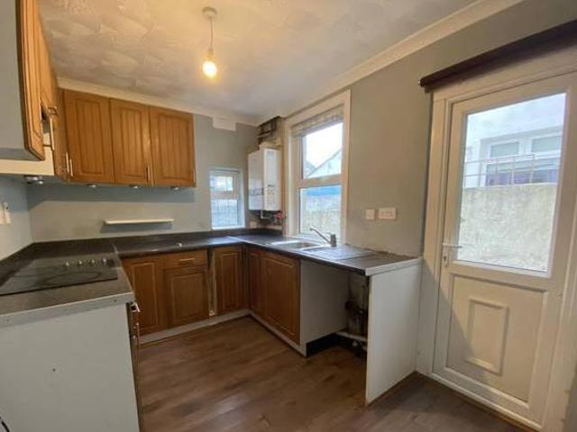 2 bedroom house for rent in East Street Gillingham ME7