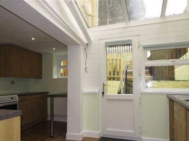 2 bedroom house for rent in Eastland Road YEOVIL BA21