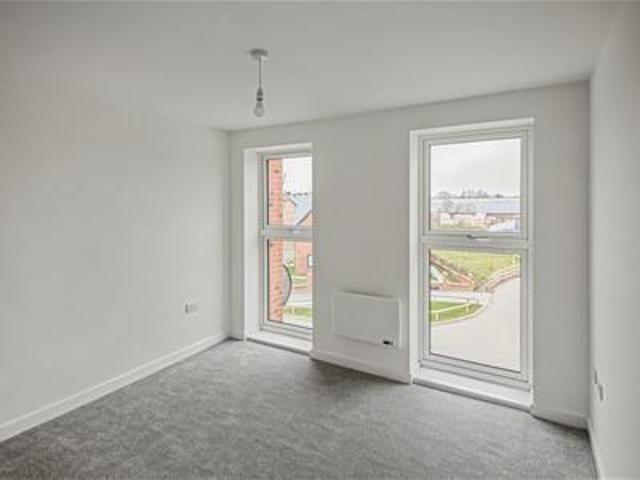 2 bedroom house for rent in Elms Park Road, Cheltenham, GL51