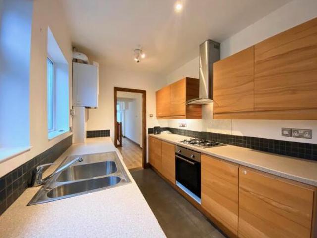 2 bedroom house for rent in Esslemont Road, Southsea *ZERO DEPOSIT OPTION*, PO4