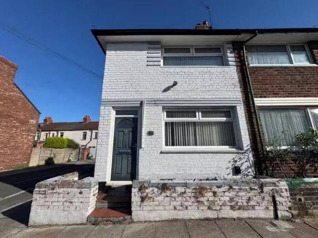 2 bedroom house for rent in Forfar Road, L13