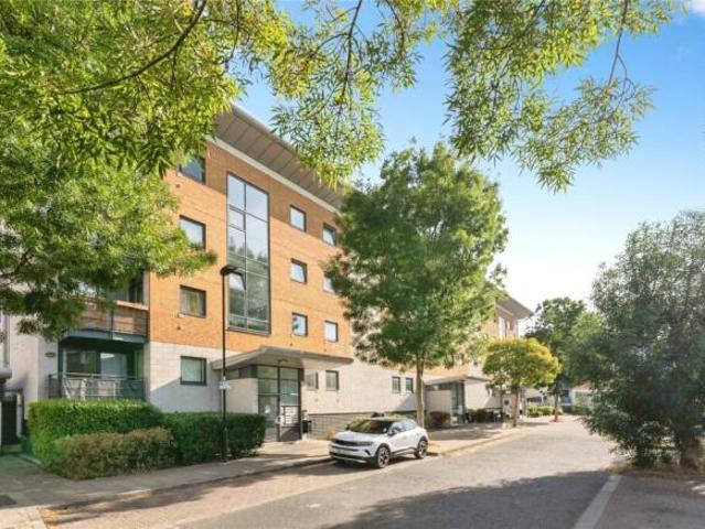 2 bedroom house for rent in Fishguard Way, Fishguard, Royal Docks, E16