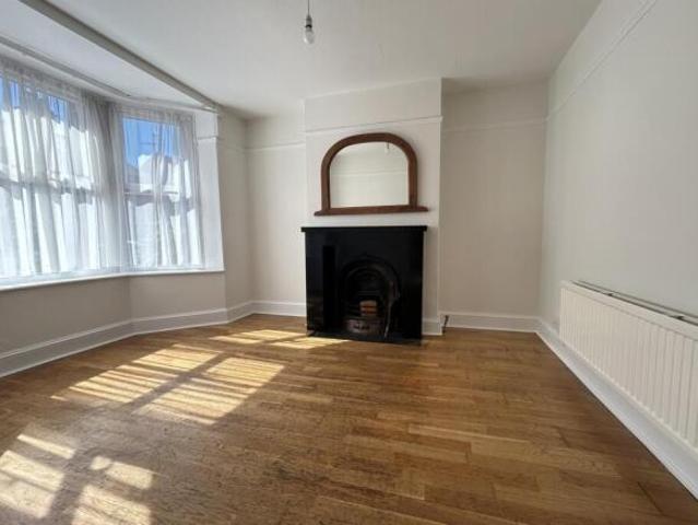 2 bedroom house for rent in Flaxfield Road, Basingstoke, RG21
