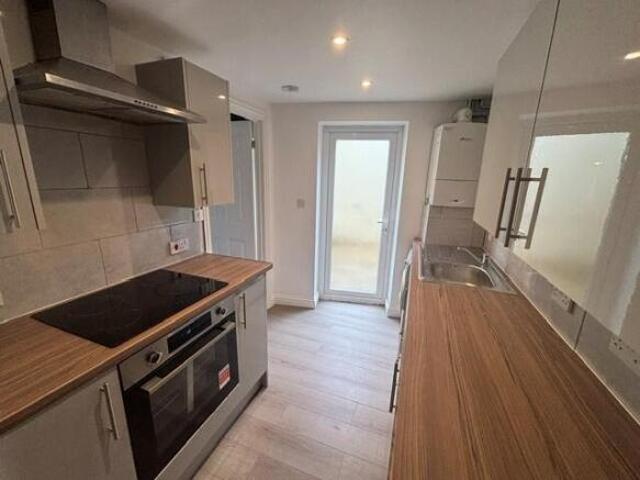 2 bedroom house for rent in Kennington Avenue, Kingswood, Bristol, BS15