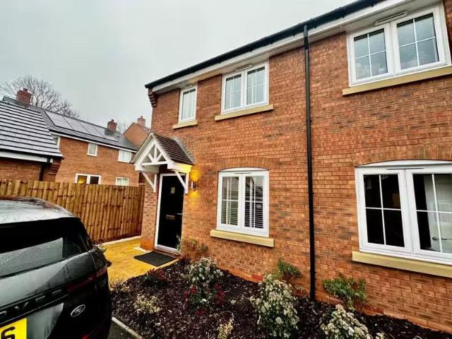2 bedroom house for rent in Hollywood Lane, Castle Donnington.