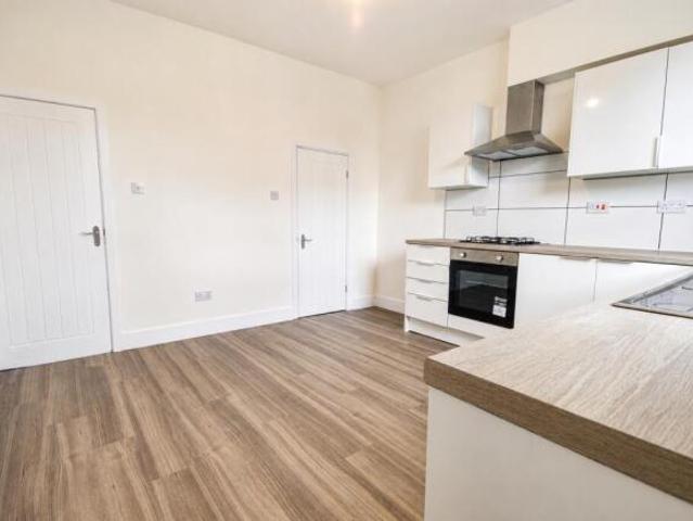 2 bedroom house for rent in Hollybush Street, Abbey Hey, Manchester, M18 8PS, M18