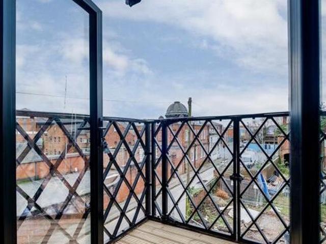 2 Bedroom House For Rent In Horninglow Street