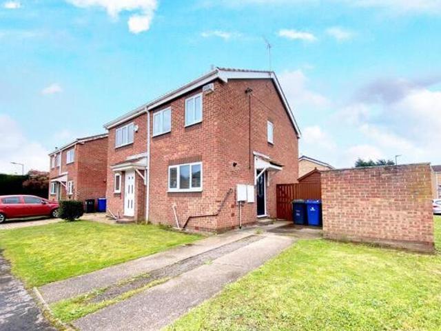 2 Bedroom House For Rent In Hatfield
