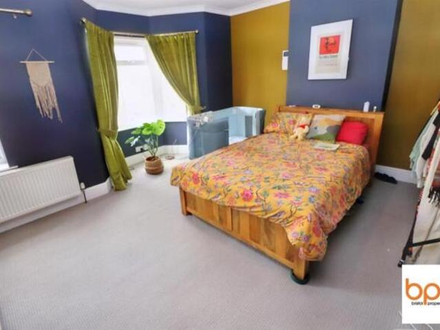 2 bedroom house for rent in Hayward Road, Barton Hill, BS5