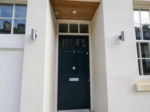 2 bedroom house for rent in Henrietta Park Mews, Bath, BA2