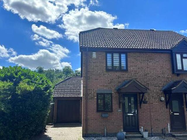 2 Bedroom House For Rent In Hersham