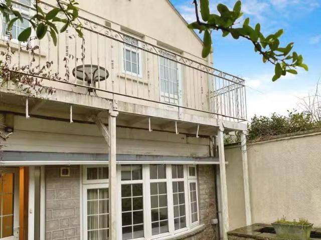 2 bedroom house for rent in High Street, Cowbridge, CF71