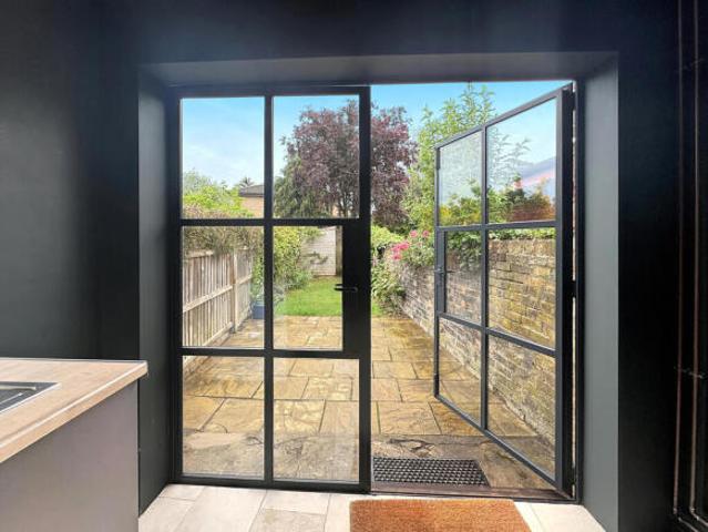 2 bedroom house for rent in High Street, Chesterton, CB4