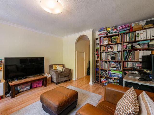 2 bedroom house for rent in Hurren Close, Blackheath, London, SE3