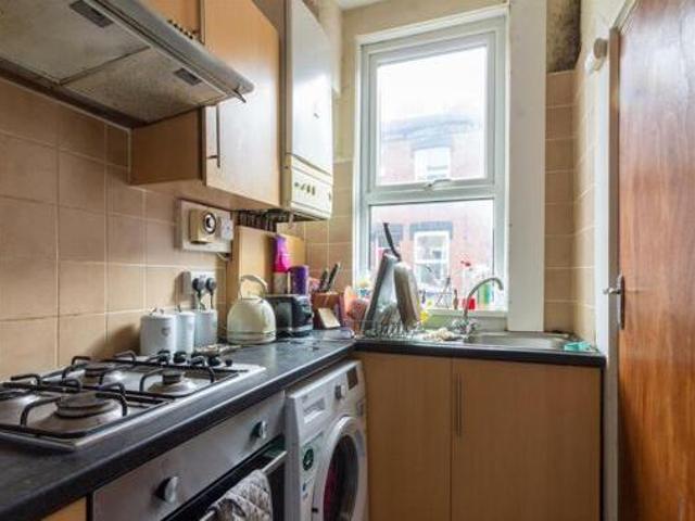 2 Bedroom House For Rent In Hyde Park