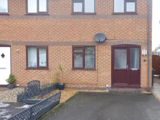 2 bedroom house for rent in Oak Tree Close, B78