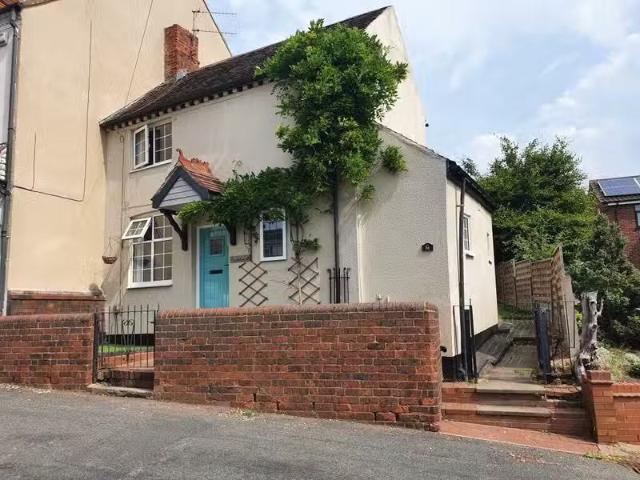 2 bedroom house for rent in Lodgefield Road, HALESOWEN, B62
