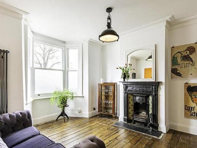 2 Bedroom House For Rent In London