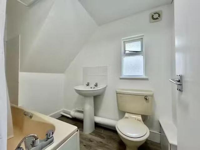 2 bedroom house for rent in Langdale Road, Hove, BN3