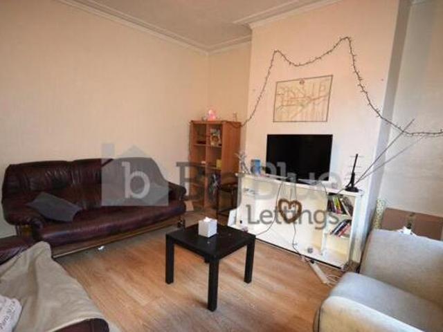 2 Bedroom House For Rent In Leeds, West Yorkshire