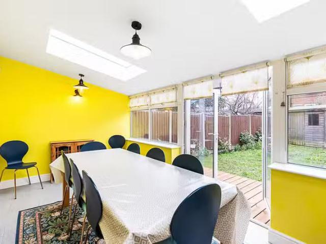 2 bedroom house for rent in Leggatt Road, London, E15