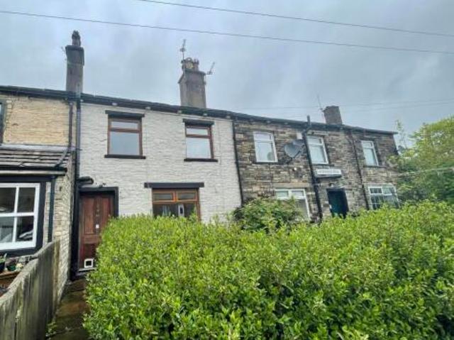 2 bedroom house for rent in Liversedge Row, Bradford, West Yorkshire, UK, BD7