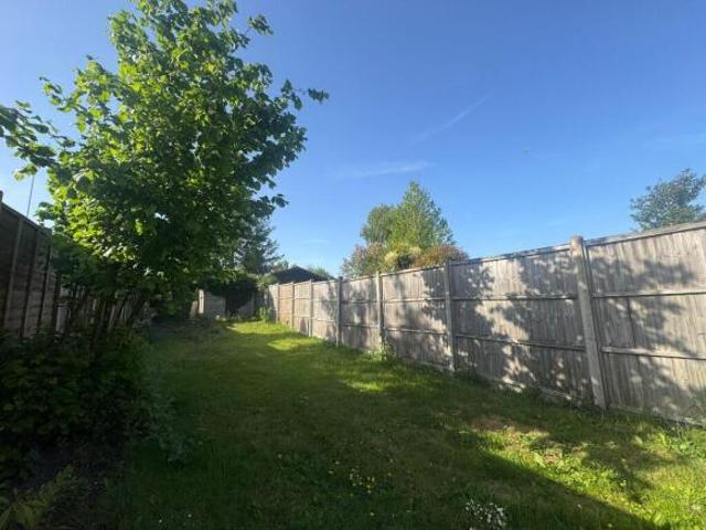 2 bedroom house for rent in Lullingstone Avenue, Swanley, BR8