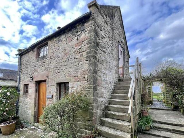 2 Bedroom House For Rent In Main Street