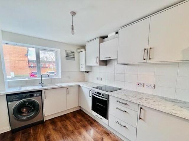 2 Bedroom House For Rent In Manchester